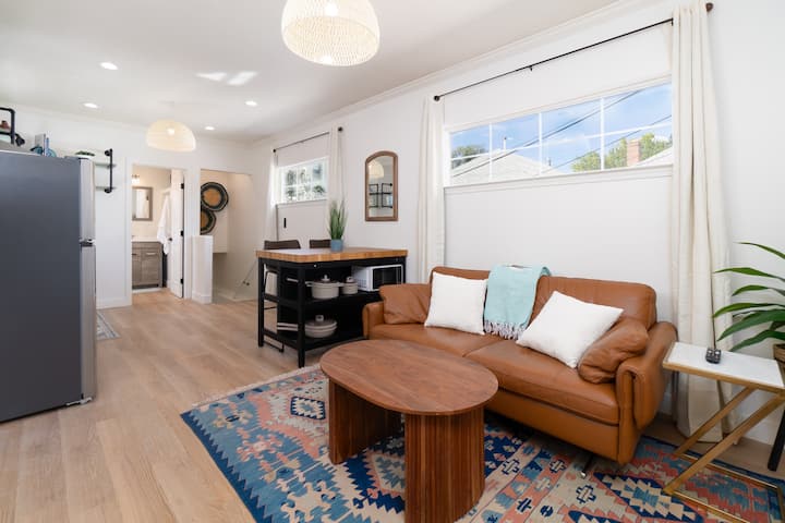 Modern 1-br Apartment Close To Downtown Vibes - Reno, NV