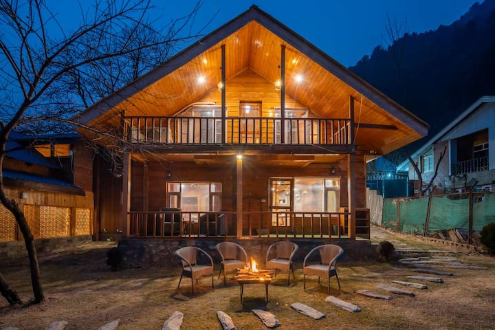 Amanat A 7br Dreamy Escape W/ Jacuzzi In Pahalgam - Pahalgam