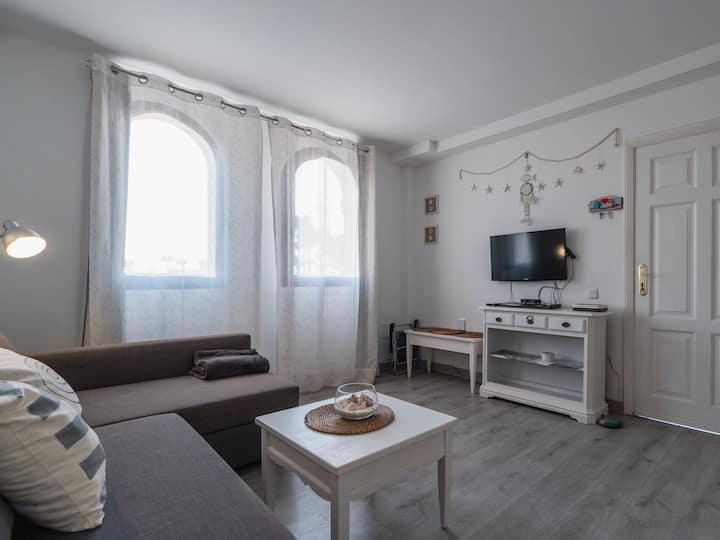 Oasis Royal Flat,sea View, City Center. Uktv&fiber - Corralejo