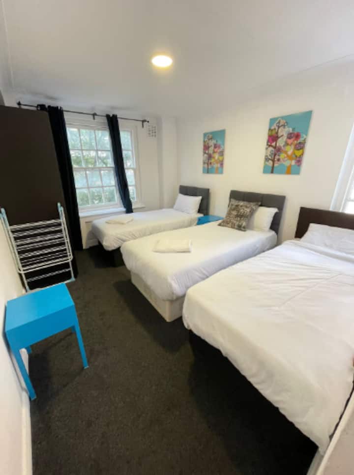 Spacious 3br Apartment In Prime Location! - Central London