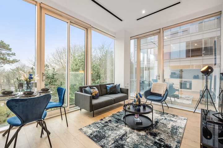 Modern Apt With Gym, Game Room & Cinema - 賓福特