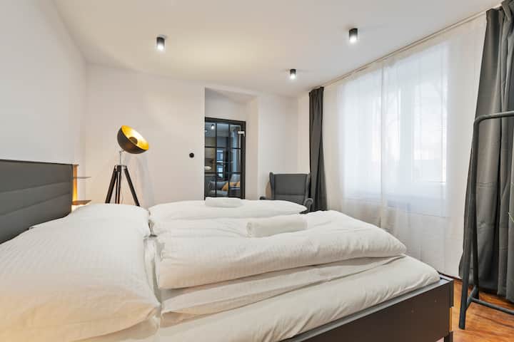 Lam Retro - Bratislava