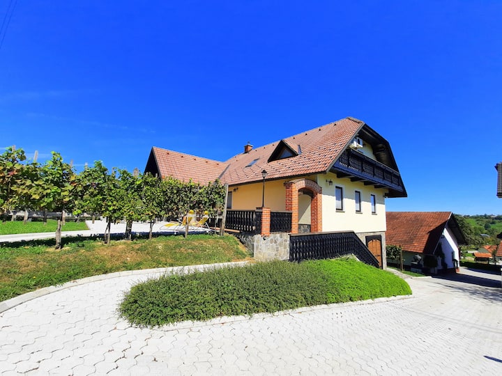 Apartment Farm Stay - Olimje
