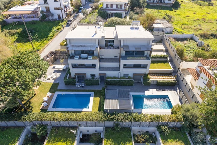 Sleeps 14 -  Seaside Villas With Pools Near Chania - Ханья