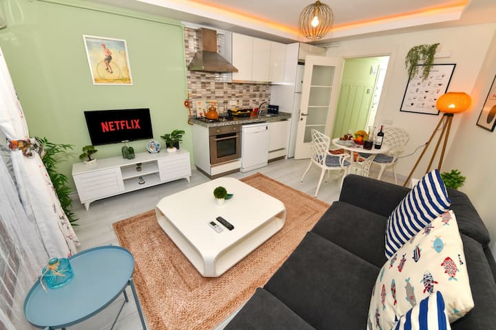 Central And Stylish Apartment In Beyoğlu. - Istanbul