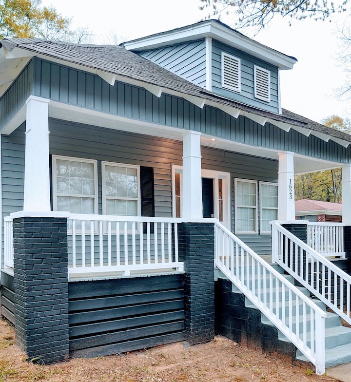 Charming Cottage Huge Back Yard - Athens, GA
