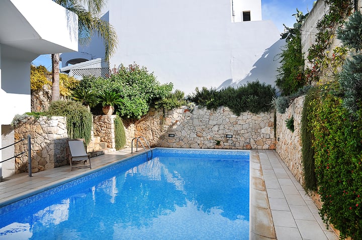 Flat Su Due Livelli E Piscina - Apulië