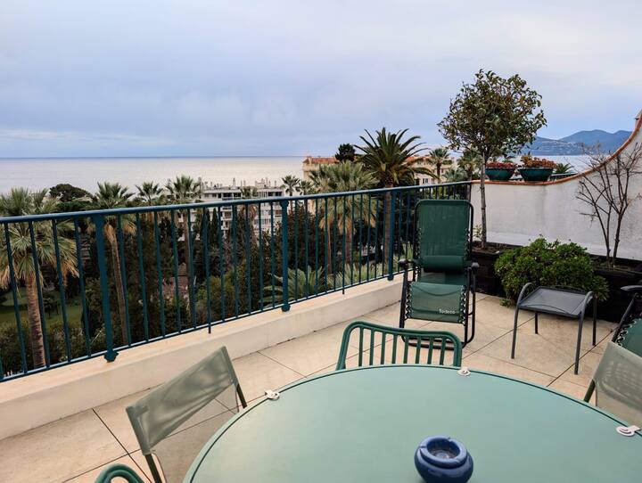 Apartment With A Beautiful View - Mandelieu-la-Napoule