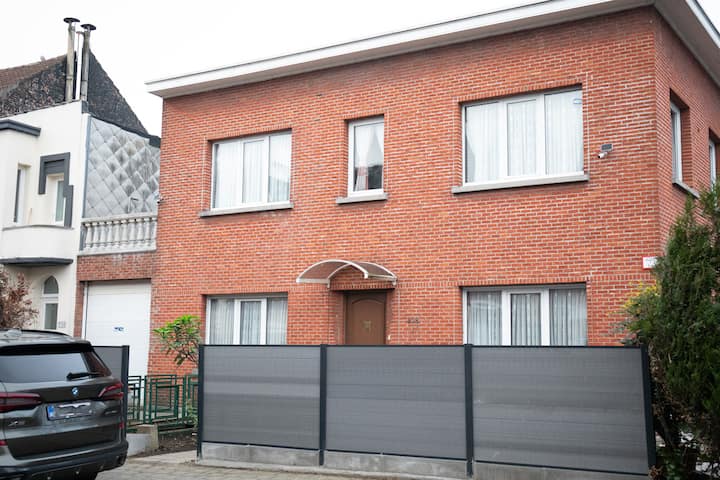 Cozy Family Home Near Lottoarena Antwerpen - Amberes, Bélgica