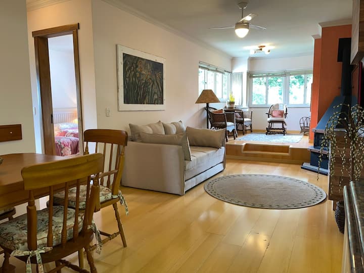 Apartamento No Centro De Gramado - Gramado