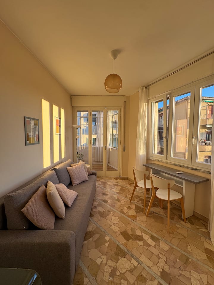 Sally's - Nel Cuore Di Sanremo - Сан-Pемо