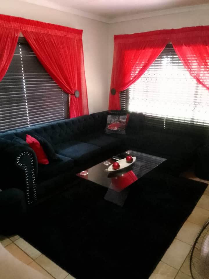 Beautiful Garden Home - Middelburg