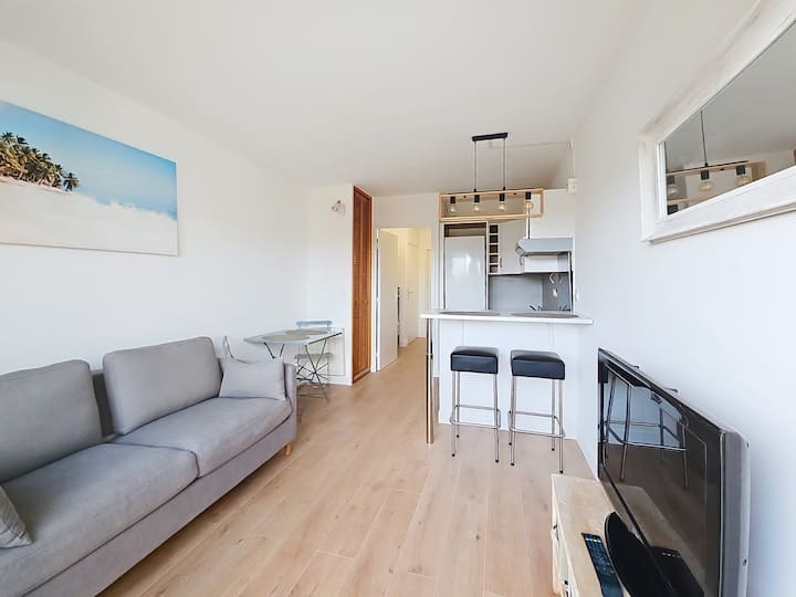 Appartement Vacances Proche Mer Avec Parking Privé - Juan les Pins