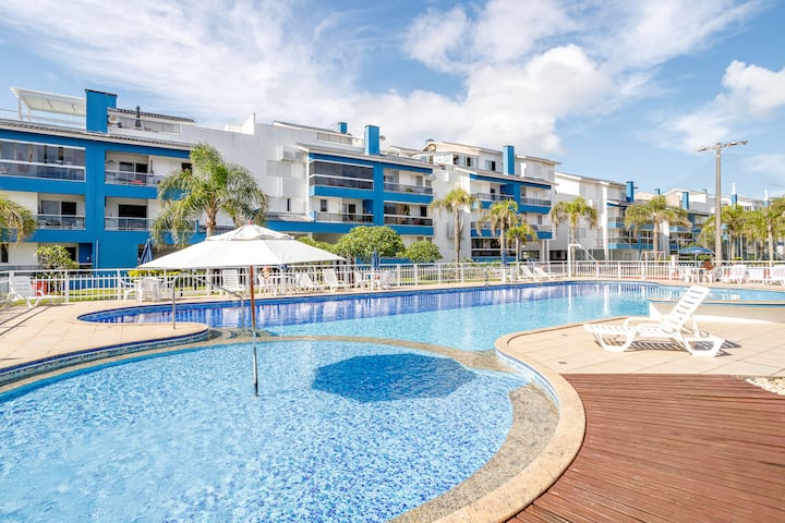 Apto Térreo Em Condomínio Resort Frente Mar - Florianópolis