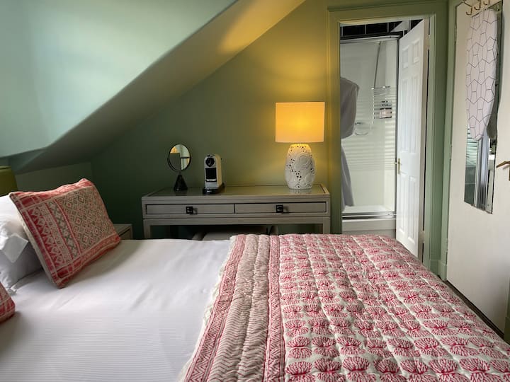 Stylish Boutique New Town Hotel Deluxe Room 6 - Leith