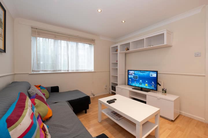 Spacious 3-bedroom House | The O2 | Elizabeth Line - Woolwich