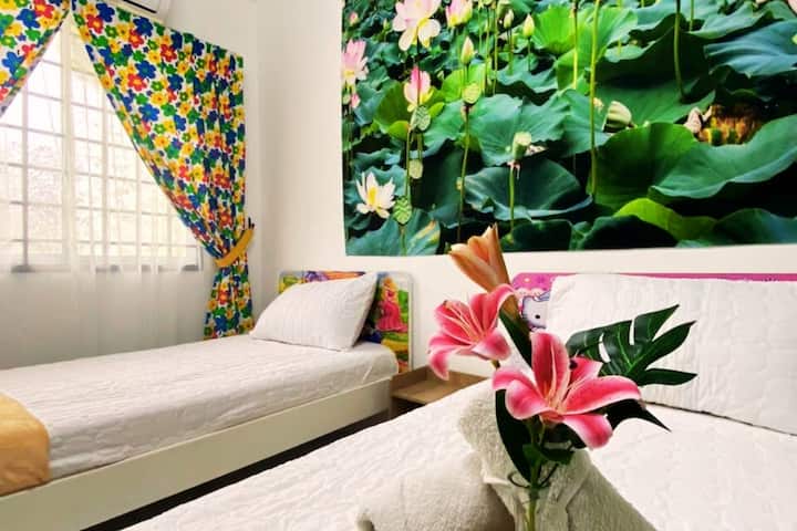 12pax Seri Skudai Near Utm - Johor Bahru