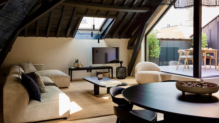 2 Bedroom Penthouse Suite - De Gulden Poorte - Antwerp, Belgium