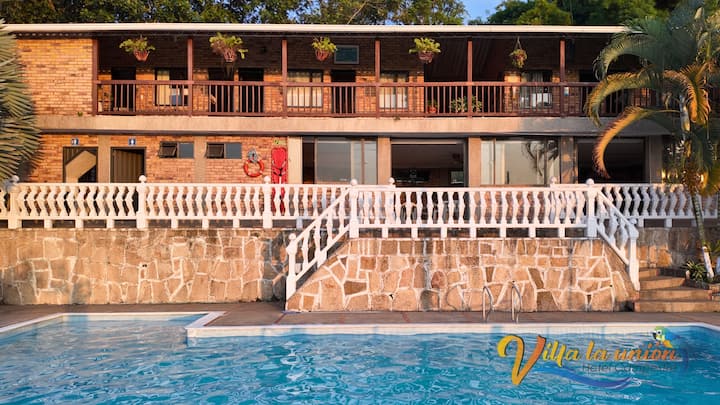 Finca Con Piscina En Mesitas - La Mesa