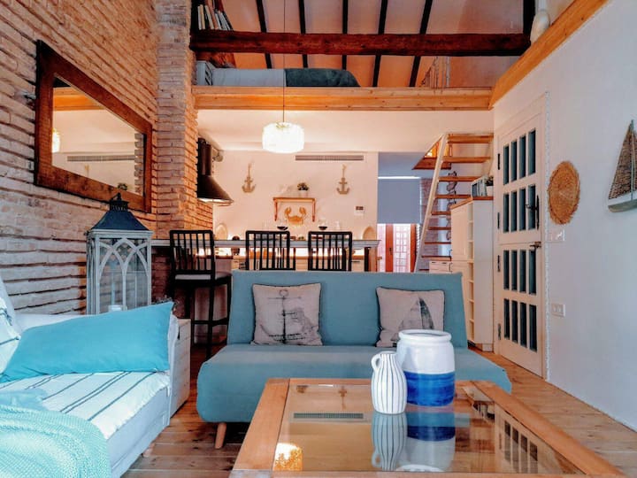 Hidden Gem Of A Loft - Valencia