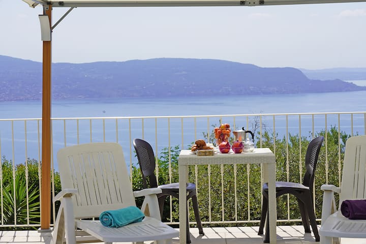 D1mora Roccoli3 - Apartment In Villa With Pool - Garda