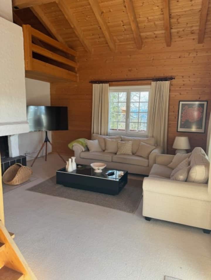 Chalet Cosy Avec Vue Sublime - Leukerbad