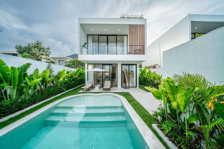 Design Villa With Private Pool - Canggu Bali - Canggu