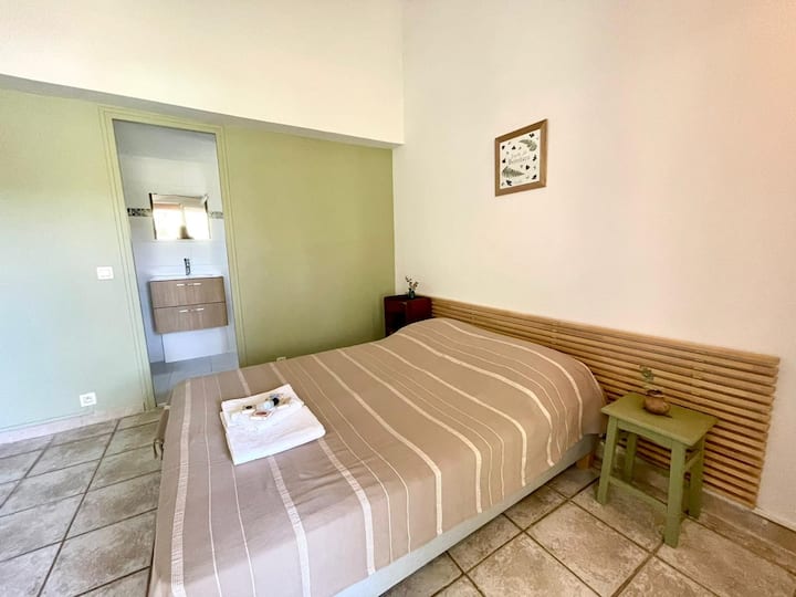 A Casa San'antone  L  Chambre Familiale 4 P - Cap Corse