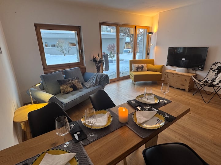 Schickes Apartment Im Herzen Von Pontresina - Madulain