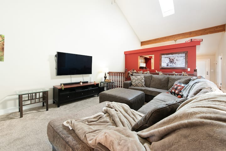 Mountain Getaway - Idaho Falls, ID