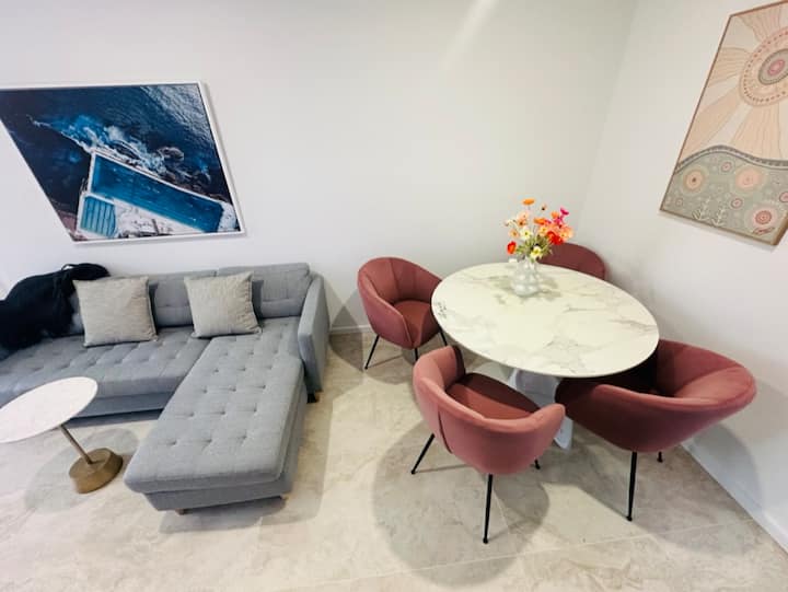Stylish Brand New 2 Bedroom, Aircon, Parking - Saint Marys, Australia