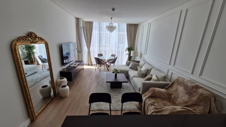 Sophistication & Comfort 10 Mins Away  Downtown - Dubaï
