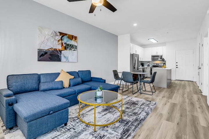 Chic 1br|right Next To Stadium & Westgate|pool+gym - Desert Diamond Casino - West Valley