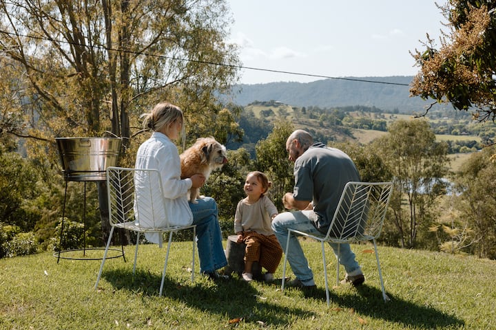 Luxe Farmstay & New Tiny Home, Animals And Views! - Mapleton