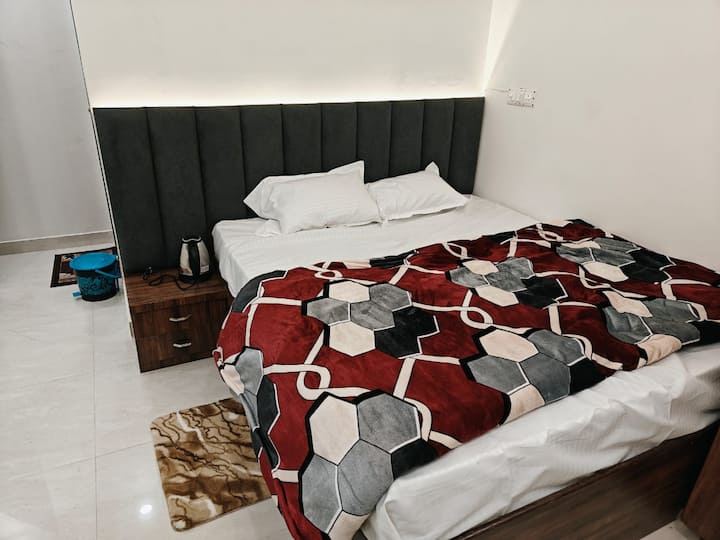 Vintage Homestay: Room 1 - Prayagraj
