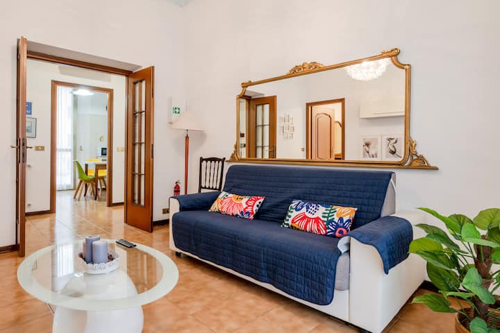 Guesthost - A Casa Mia, Sul Corso - Pet Friendly - La Spezia