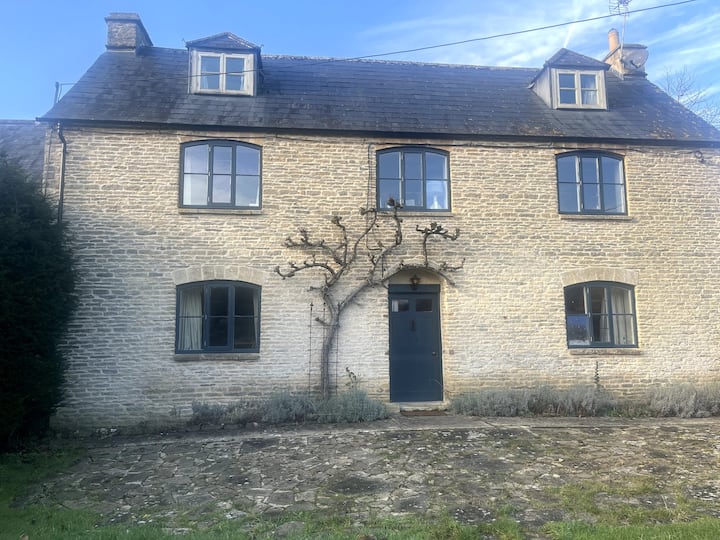 Fairford Farmhouse, Cotswolds - Bibury
