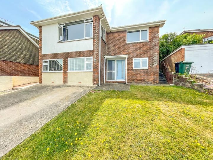 Family Home On The Estuary - Clevedon, UK