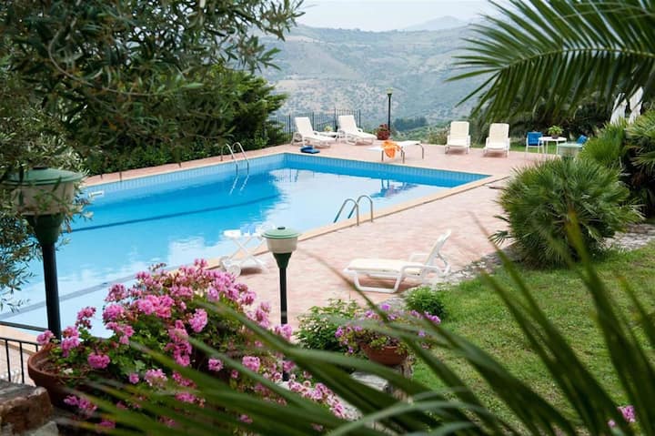 Villa Ivoni 2 Con Piscina, Vista Mare E Colline - Campofelice di Roccella