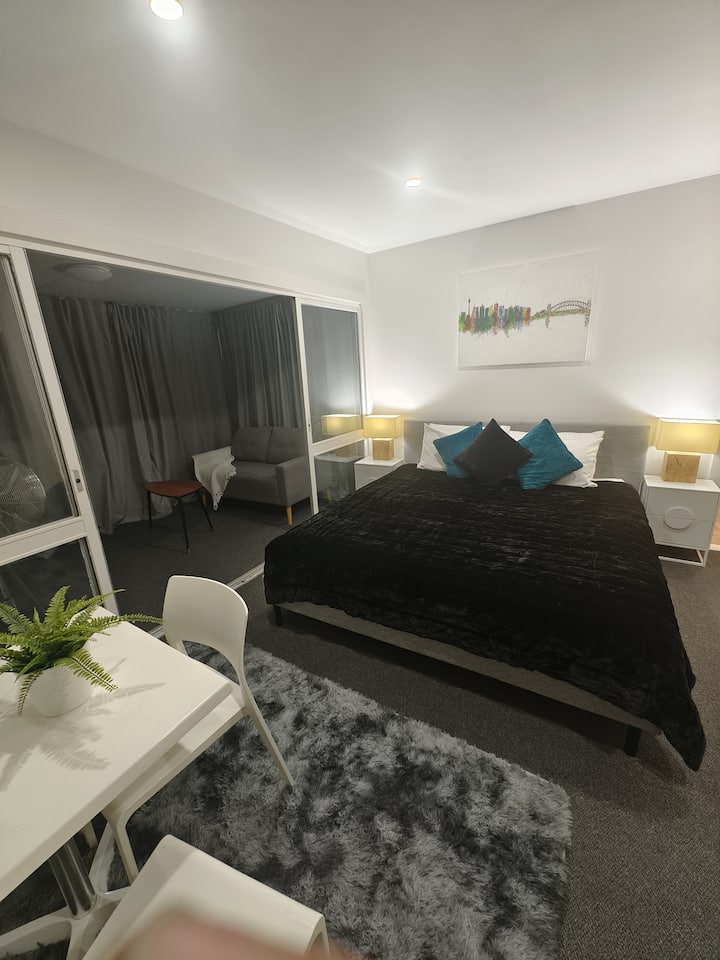 Entire Studio Apartment - Margate