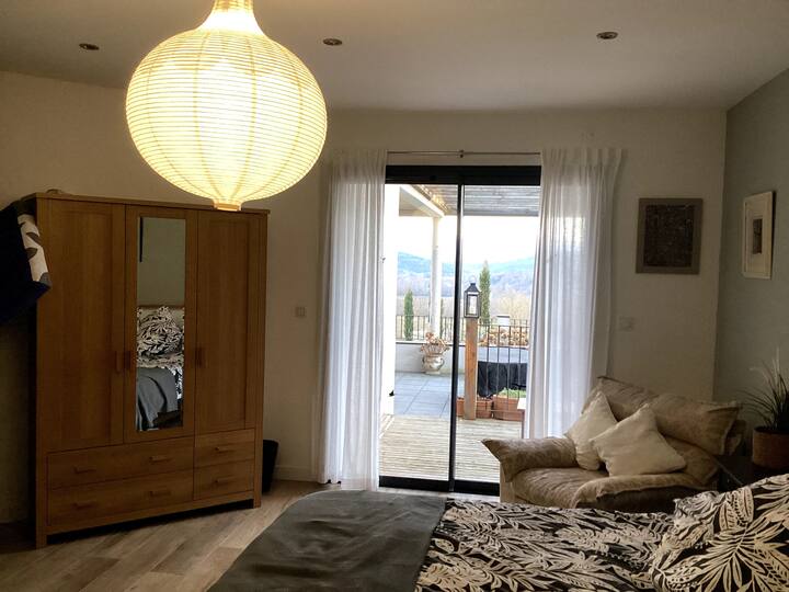 A Room With A View - Mirepoix