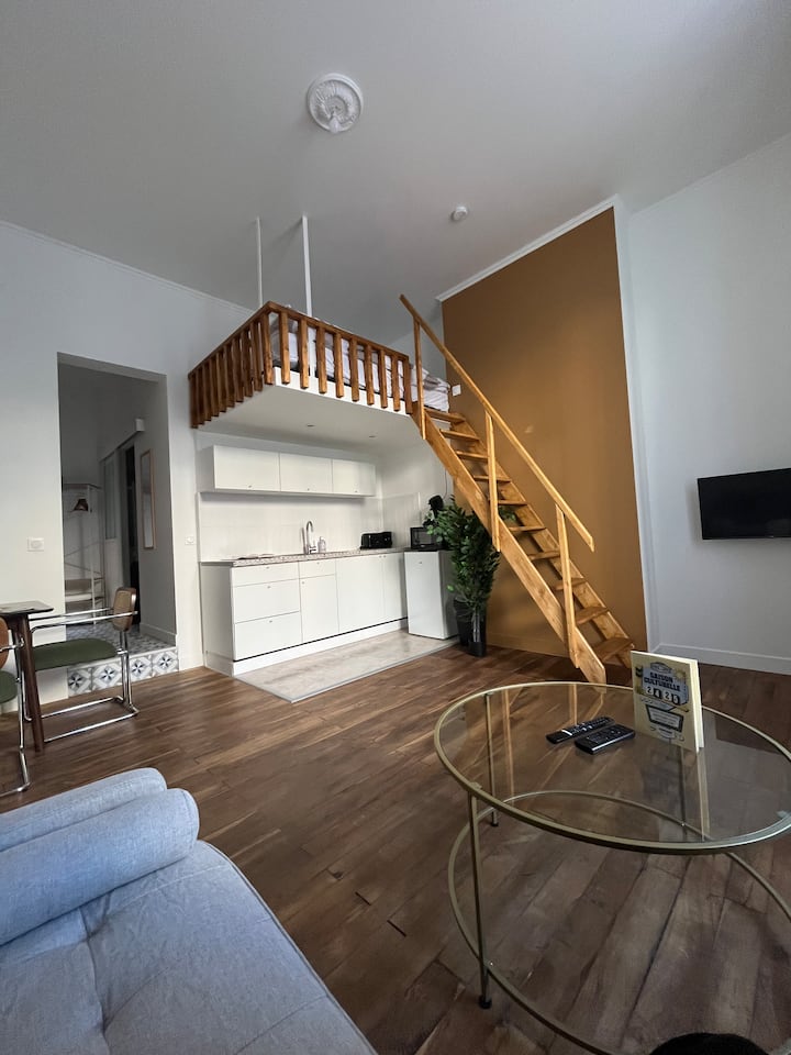 Cocon 2 Couchages Avec Cour - ibis budget Gare de Poitiers