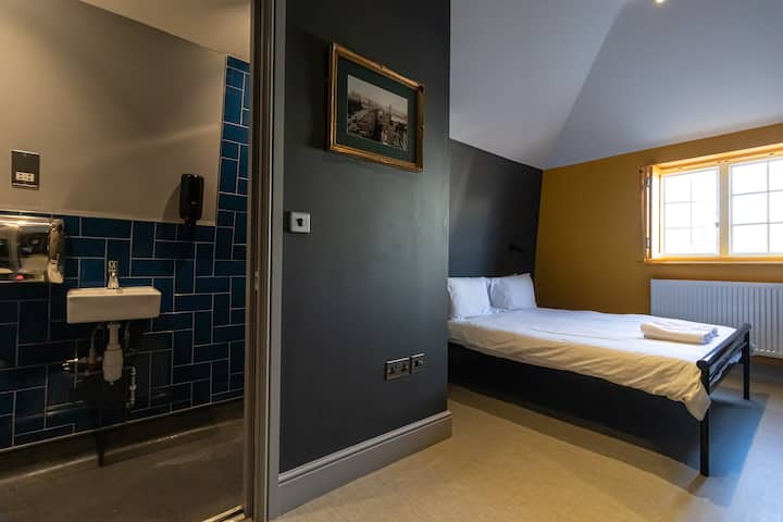 Double Ensuite @ The Steam Engine Waterloo - Londres