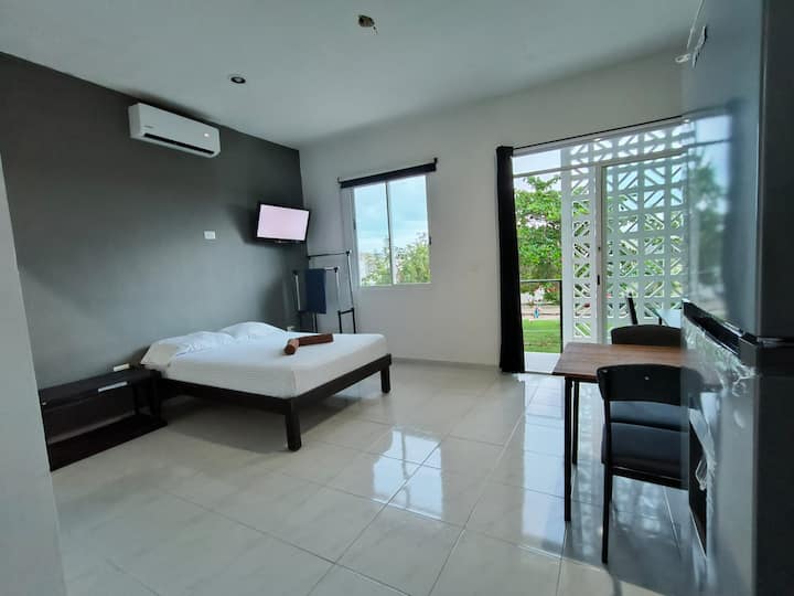 Estudio 3 Min. Ferry A Isla Mujeres Con Terraza - Cancún