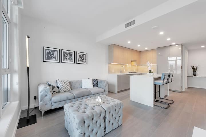 One Bedroom-luxurious Amenities - Burnaby