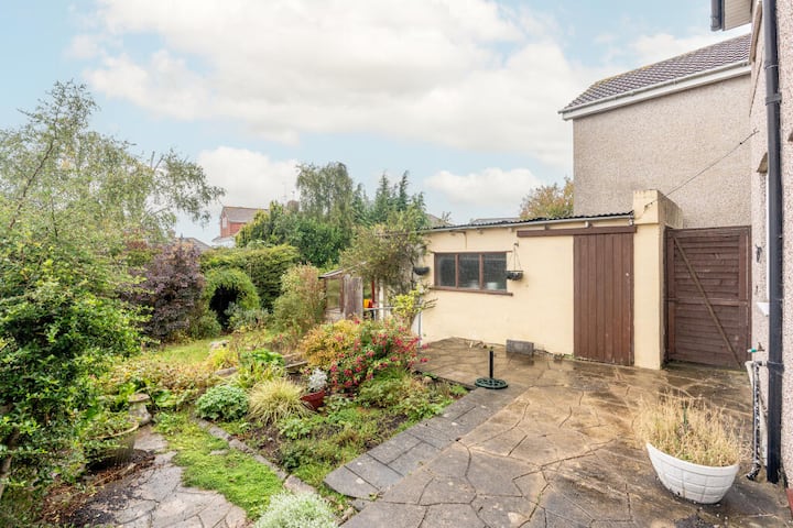 Spacious House In Filton Park - Bristol