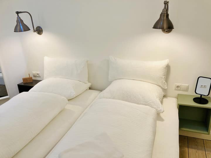 Serviced Comfort Room Im Herzen Berlin‘s - Berlin