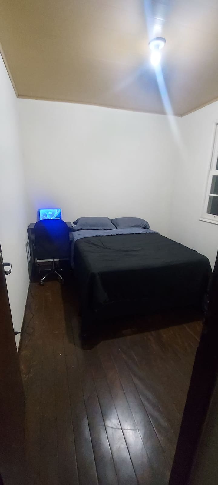 Quarto Privativo Em Apartamento. - Petrópolis