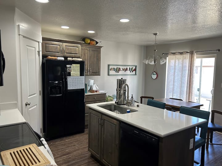 Private Room In Spanish Fork - Springville, UT