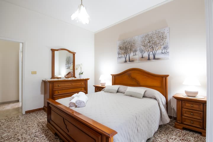 Domus Umberto- Guest House - Arezzo
